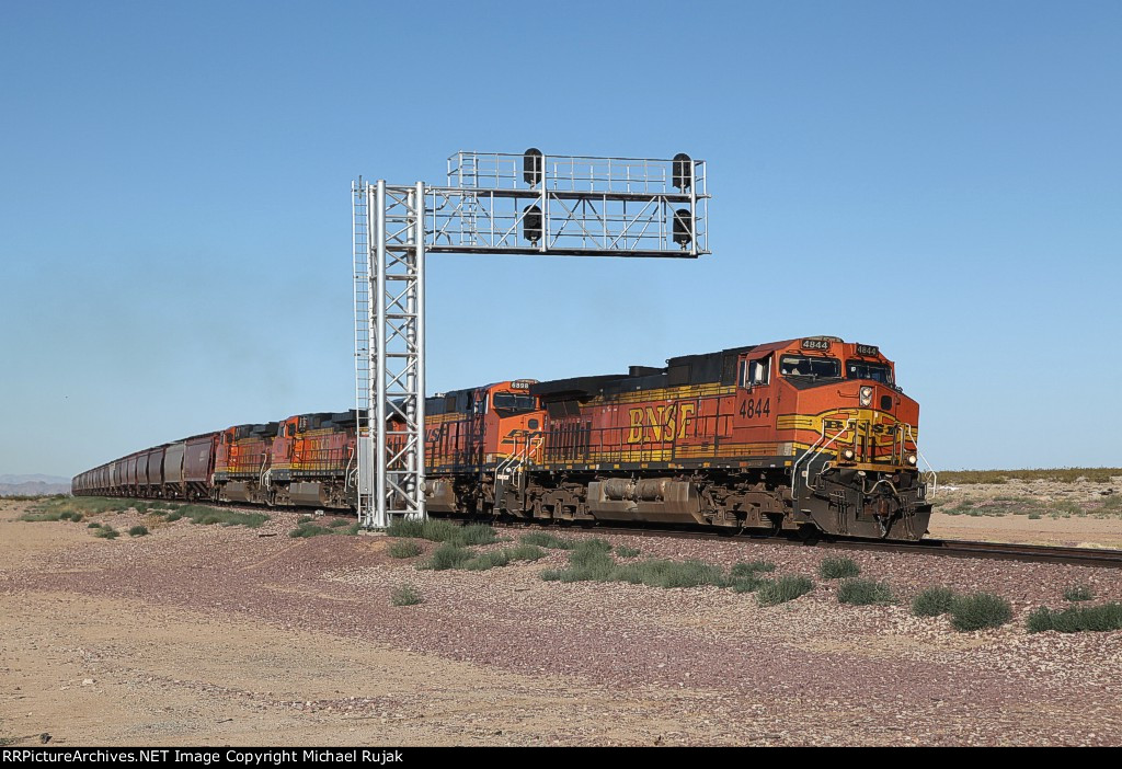 BNSF 4844